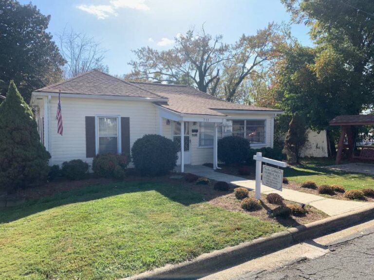 Can You Visit Mayberry And See Andy Griffith’s Home? (YES! It's Mount ...